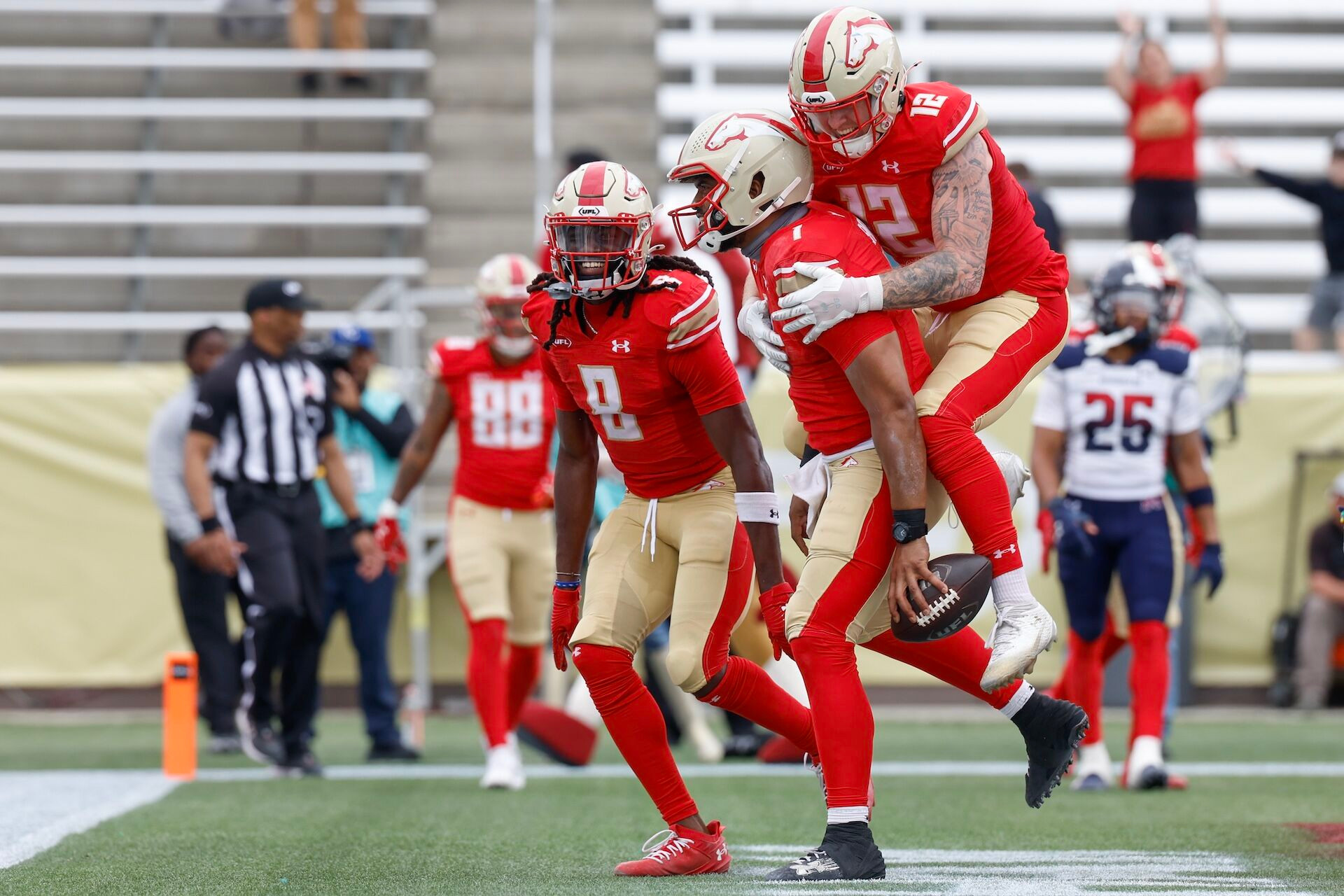 Stallions Erase 19-Point Deficit, Defeat Roughnecks